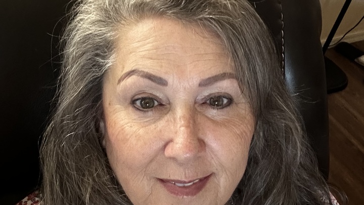 Flowing Wells | Women | Nikki Bauer - Zion City